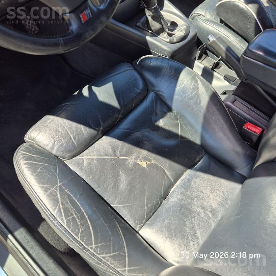 Melns Audi S4 1999 Rīga, ar dzinēja tilpumu 2.70 L un nobraukumu 275 tūkst. km par 8900 €, foto 6 vietnē AUTOMOTO.COM.LV
