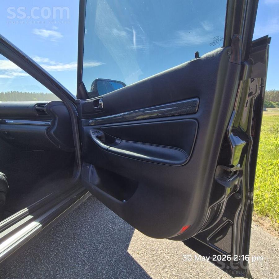 Melns Audi S4 1999 Rīga, ar dzinēja tilpumu 2.70 L un nobraukumu 275 tūkst. km par 8900 €, foto 9 vietnē AUTOMOTO.COM.LV