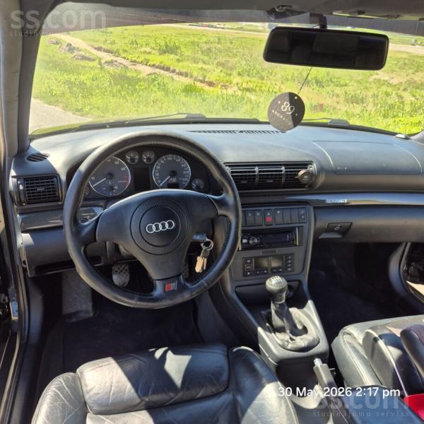 Melns Audi S4 1999 Rīga, ar dzinēja tilpumu 2.70 L un nobraukumu 275 tūkst. km par 8900 €, foto 9 vietnē AUTOMOTO.COM.LV
