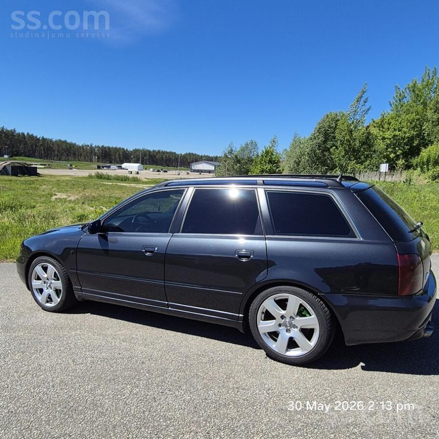 Melns Audi S4 1999 Rīga, ar dzinēja tilpumu 2.70 L un nobraukumu 275 tūkst. km par 8900 €, foto 14 vietnē AUTOMOTO.COM.LV