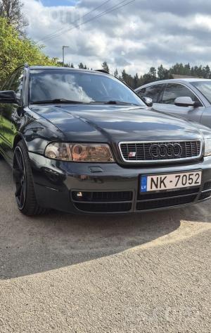 Melns Audi S4 1999 Rīga, ar dzinēja tilpumu 2.70 L un nobraukumu 275 tūkst. km par 8900 €, foto 16 vietnē AUTOMOTO.COM.LV
