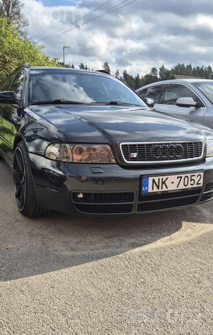 Melns Audi S4 1999 Rīga, ar dzinēja tilpumu 2.70 L un nobraukumu 275 tūkst. km par 8900 €, foto 16 vietnē AUTOMOTO.COM.LV