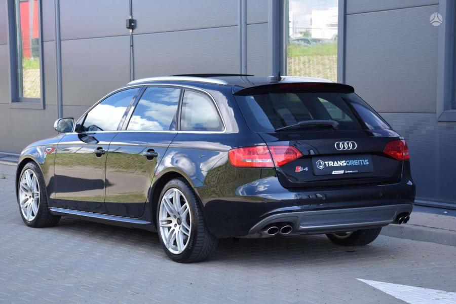 Melns Audi S4 2010 Viļņa, ar dzinēja tilpumu 3.00 L un nobraukumu 355 tūkst. km par 7500 €, foto 10 vietnē AUTOMOTO.COM.LV