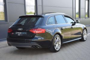 Melns Audi S4 2010 Viļņa, ar dzinēja tilpumu 3.00 L un nobraukumu 355 tūkst. km par 7500 €, foto 12 vietnē AUTOMOTO.COM.LV
