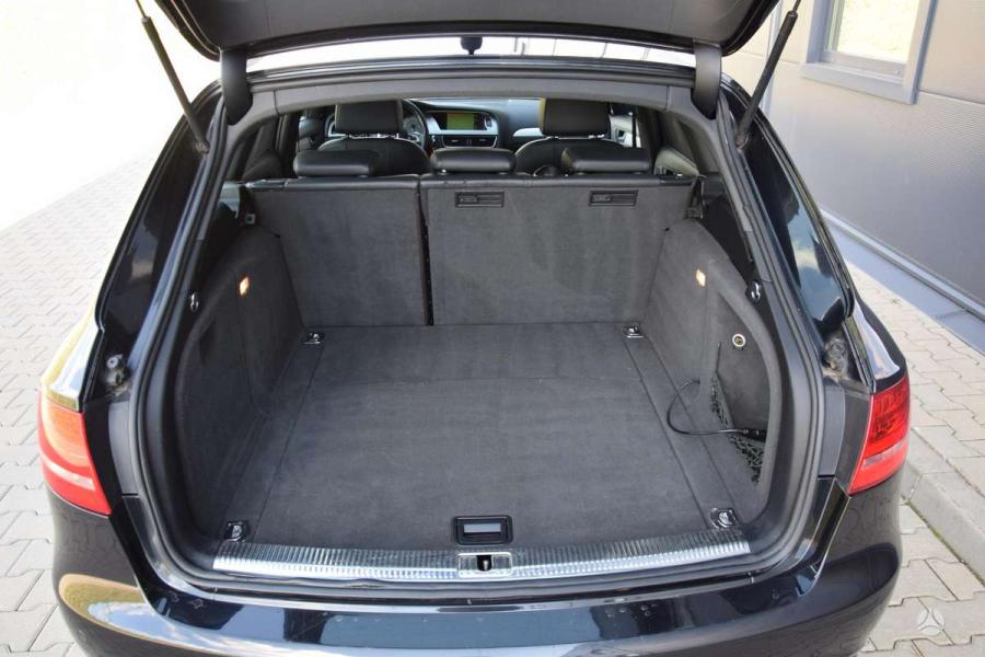 Melns Audi S4 2010 Viļņa, ar dzinēja tilpumu 3.00 L un nobraukumu 355 tūkst. km par 7500 €, foto 36 vietnē AUTOMOTO.COM.LV