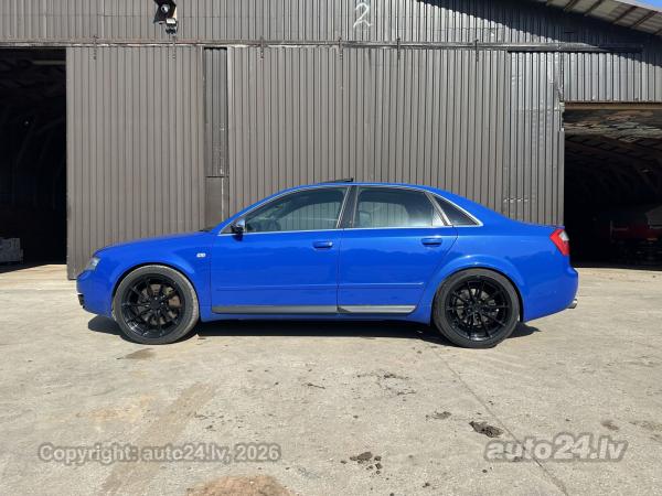 Audi S4 2004 Tallina vietnē Zils Audi S4 2004 Tallina, ar dzinēja tilpumu 4.20 L un nobraukumu 246 tūkst. km par 6000 €, foto 3 vietnē AUTOMOTO.COM.LV