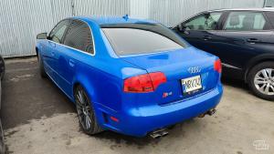 Zils Audi S4 2007 Panevēža, ar dzinēja tilpumu 4.20 L un nobraukumu 240 tūkst. km par 6500 €, foto 4 vietnē AUTOMOTO.COM.LV