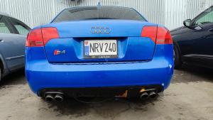 Zils Audi S4 2007 Panevēža, ar dzinēja tilpumu 4.20 L un nobraukumu 240 tūkst. km par 6500 €, foto 5 vietnē AUTOMOTO.COM.LV
