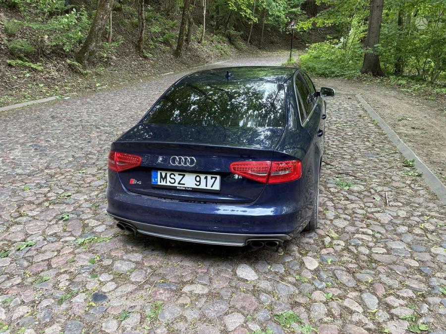 Zils Audi S4 2013 Viļņa, ar dzinēja tilpumu 3.00 L un nobraukumu 150 tūkst. km par 19500 €, foto 8 vietnē AUTOMOTO.COM.LV
