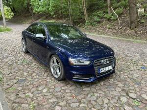 Zils Audi S4 2013 Viļņa, ar dzinēja tilpumu 3.00 L un nobraukumu 150 tūkst. km par 19500 €, foto 14 vietnē AUTOMOTO.COM.LV