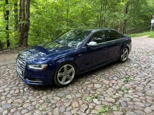 Zils Audi S4 2013 Viļņa, ar dzinēja tilpumu 3.00 L un nobraukumu 150 tūkst. km par 19500 €, foto 22 vietnē AUTOMOTO.COM.LV