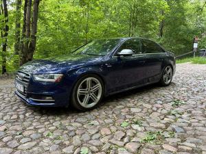 Zils Audi S4 2013 Viļņa, ar dzinēja tilpumu 3.00 L un nobraukumu 150 tūkst. km par 19500 €, foto 23 vietnē AUTOMOTO.COM.LV