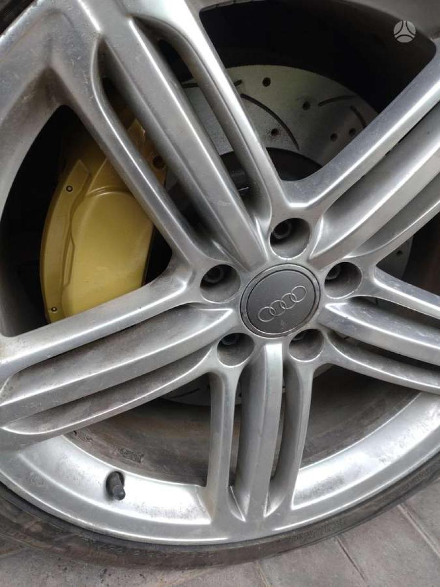 Zils Audi S4 2013 Viļņa, ar dzinēja tilpumu 3.00 L un nobraukumu 150 tūkst. km par 19500 €, foto 38 vietnē AUTOMOTO.COM.LV