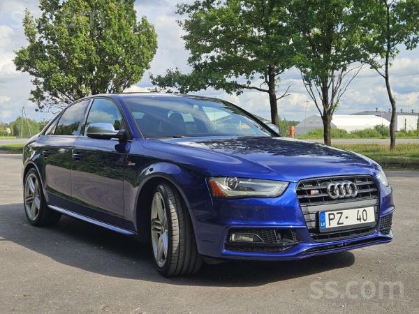 Blue Audi S4 2015 in Riga, with an engine capacity of 3.00 L and mileage of 194 thousand km for 15000 €, photo 3 on AUTOMOTO.COM.LV