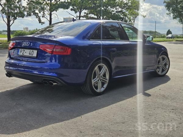 Blue Audi S4 2015 in Riga, with an engine capacity of 3.00 L and mileage of 194 thousand km for 15000 €, photo 4 on AUTOMOTO.COM.LV
