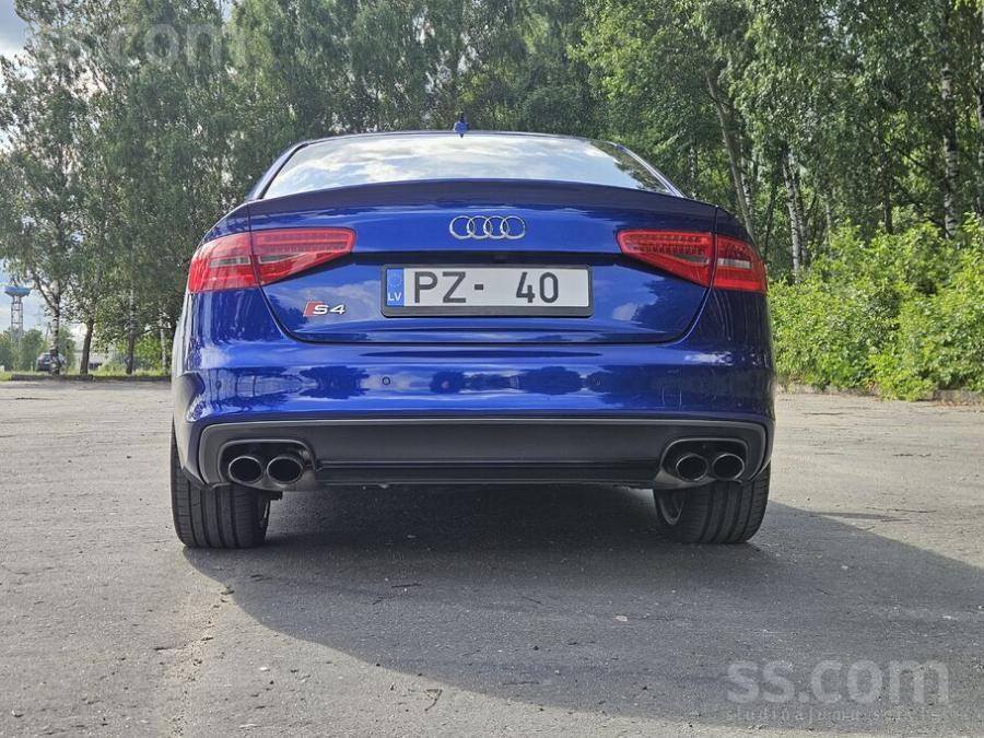 Blue Audi S4 2015 in Riga, with an engine capacity of 3.00 L and mileage of 194 thousand km for 15000 €, photo 8 on AUTOMOTO.COM.LV