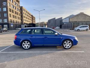 Blue Audi S4 2004 in Riga, with an engine capacity of 4.20 L and mileage of 250 thousand km for 8900 €, photo 4 on AUTOMOTO.COM.LV