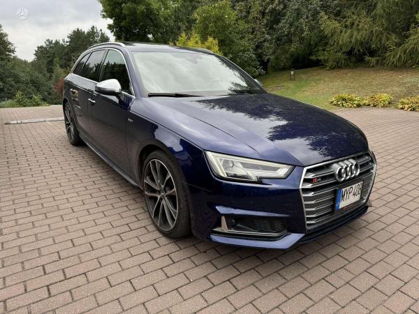 Zils Audi S4 2017 Viļņa, ar dzinēja tilpumu 3.00 L un nobraukumu 142 tūkst. km par 28499 €, foto 2 vietnē AUTOMOTO.COM.LV