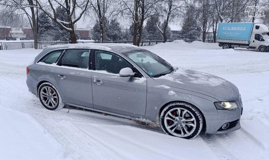 Audi S4 2009 in Panevezys, with an engine capacity of 3.00 L and mileage of 282 thousand km for 8500 €, photo 8 on AUTOMOTO.COM.LV