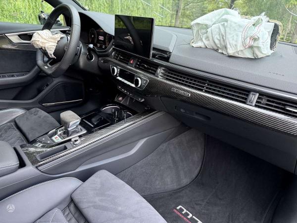Green Audi S4 2023 in Birzai, with an engine capacity of 3.00 L and mileage of 50 thousand km for 20000 €, photo 2 on AUTOMOTO.COM.LV