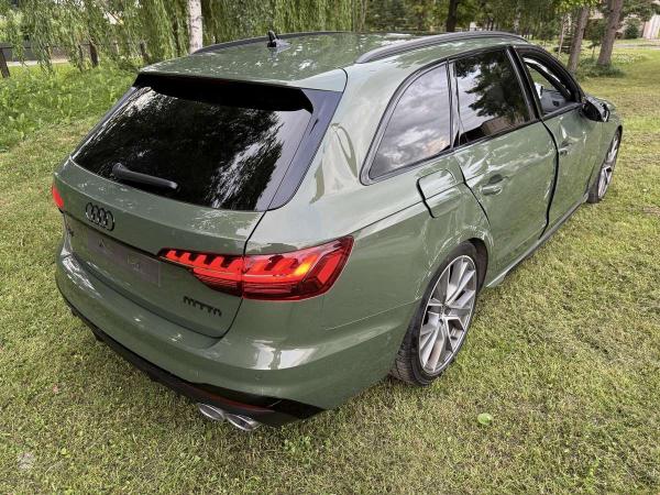 Green Audi S4 2023 in Birzai, with an engine capacity of 3.00 L and mileage of 50 thousand km for 20000 €, photo 3 on AUTOMOTO.COM.LV