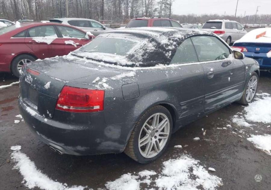 Pelēks Audi S4 2008 Šauļi, ar dzinēja tilpumu 4.16 L un nobraukumu 269 tūkst. km par 5950 €, foto 4 vietnē AUTOMOTO.COM.LV