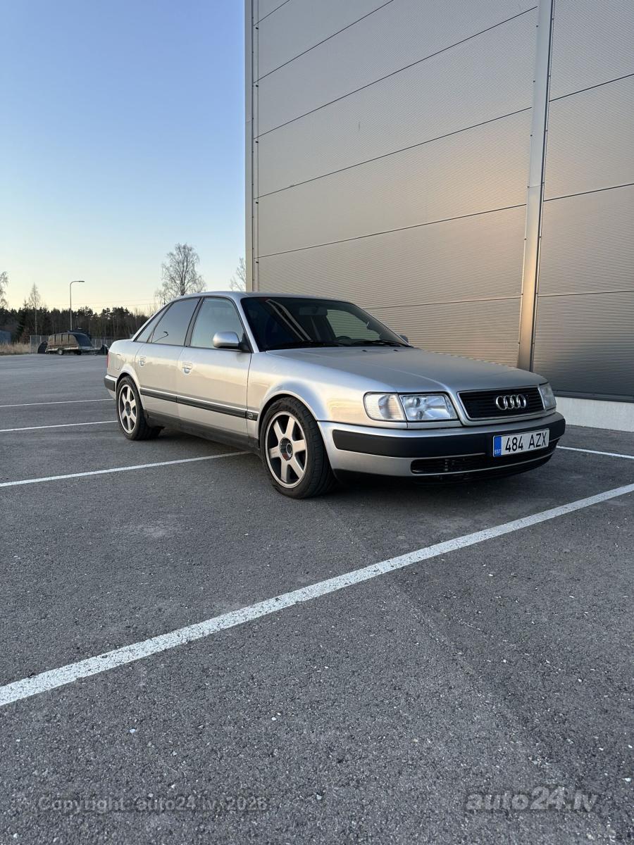 Pelēks Audi S4 1992 Tartu, ar dzinēja tilpumu 2.50 L un nobraukumu 0 tūkst. km par 16900 €, foto 1 vietnē AUTOMOTO.COM.LV