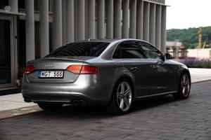 Grey Audi S4 2011 in Kaunas, with an engine capacity of 3.00 L and mileage of 153 thousand km for 10500 €, photo 16 on AUTOMOTO.COM.LV