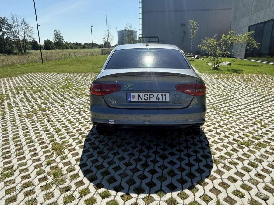 Grey Audi S4 2014 in Klaipeda, with an engine capacity of 3.00 L and mileage of 135 thousand km for 13600 €, photo 6 on AUTOMOTO.COM.LV