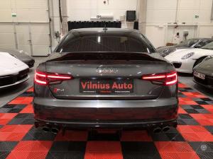 Pelēks Audi S4 2018 Viļņa, ar dzinēja tilpumu 3.00 L un nobraukumu 108 tūkst. km par 11000 €, foto 5 vietnē AUTOMOTO.COM.LV