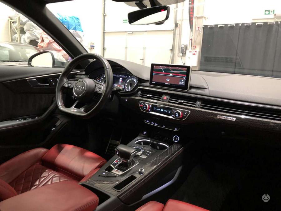 Pelēks Audi S4 2018 Viļņa, ar dzinēja tilpumu 3.00 L un nobraukumu 108 tūkst. km par 11000 €, foto 16 vietnē AUTOMOTO.COM.LV