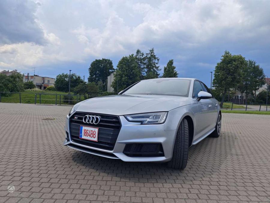 Grey Audi S4 2018 in Kaunas, with an engine capacity of 3.00 L and mileage of 163 thousand km for 22000 €, photo 7 on AUTOMOTO.COM.LV