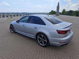 Grey Audi S4 2018 in Kaunas, with an engine capacity of 3.00 L and mileage of 163 thousand km for 22000 €, photo 10 on AUTOMOTO.COM.LV