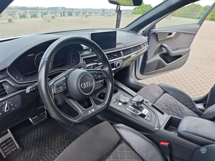 Grey Audi S4 2018 in Kaunas, with an engine capacity of 3.00 L and mileage of 163 thousand km for 22000 €, photo 16 on AUTOMOTO.COM.LV