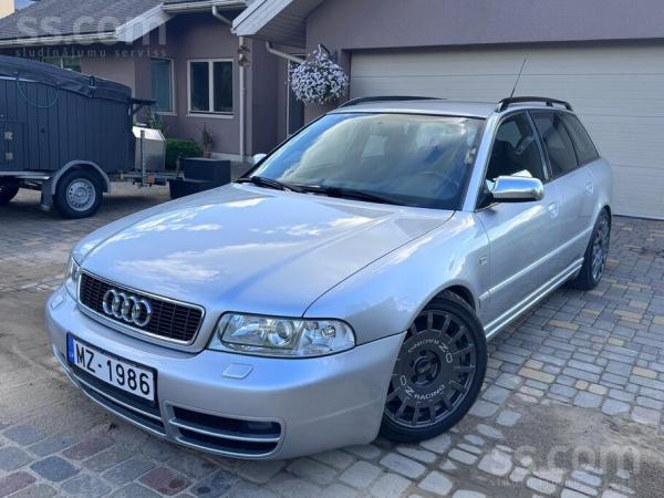 Grey Audi S4 2000 in Riga, with an engine capacity of 2.70 L and mileage of 220 thousand km for 8200 €, photo 4 on AUTOMOTO.COM.LV