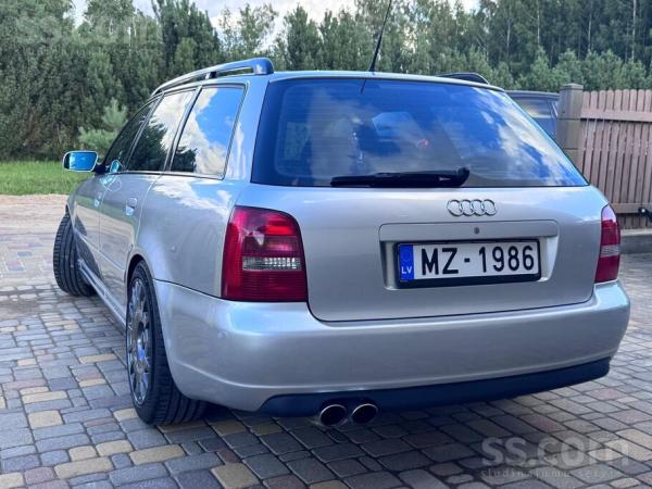 Grey Audi S4 2000 in Riga, with an engine capacity of 2.70 L and mileage of 220 thousand km for 8200 €, photo 8 on AUTOMOTO.COM.LV