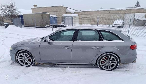 Grey Audi S4 2009 in Panevezys, with an engine capacity of 3.00 L and mileage of 282 thousand km for 8500 €, photo 2 on AUTOMOTO.COM.LV