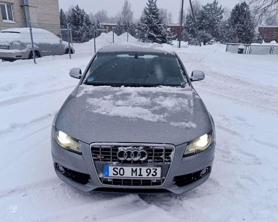 Pelēks Audi S4 2009 Panevēža, ar dzinēja tilpumu 3.00 L un nobraukumu 282 tūkst. km par 8500 €, foto 8 vietnē AUTOMOTO.COM.LV