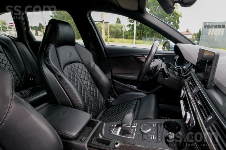Grey Audi S4 2017 in Cesis, with an engine capacity of 3.00 L and mileage of 173 thousand km for 26990 €, photo 14 on AUTOMOTO.COM.LV