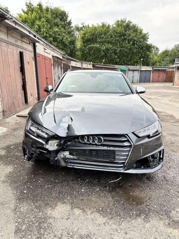 Grey Audi S4 2019 in Kaunas, with an engine capacity of 0.00 L and mileage of 100 thousand km for 13199 €, photo 2 on AUTOMOTO.COM.LV