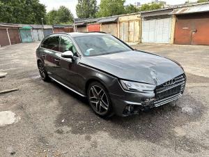 Grey Audi S4 2019 in Kaunas, with an engine capacity of 0.00 L and mileage of 100 thousand km for 13199 €, photo 4 on AUTOMOTO.COM.LV