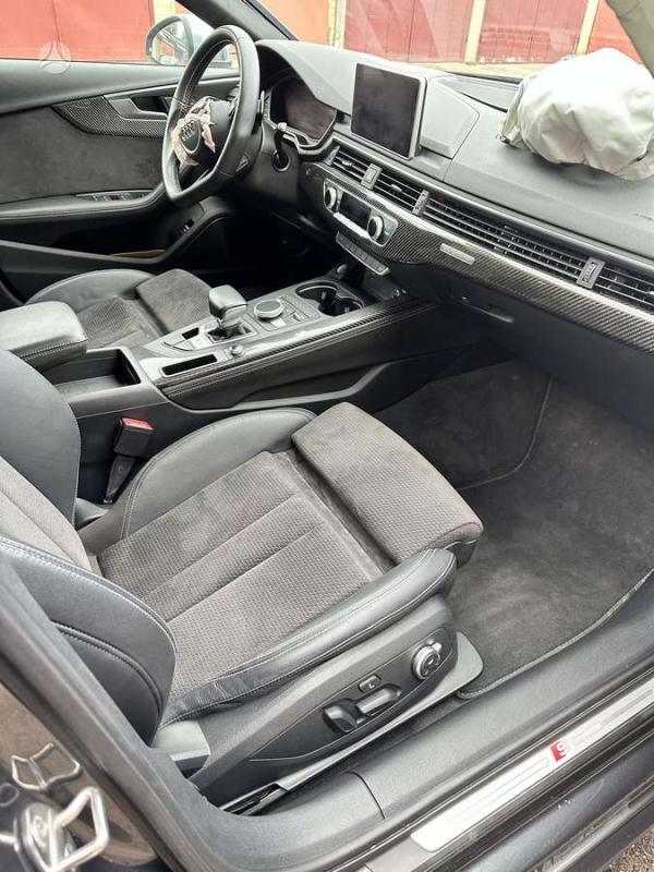 Grey Audi S4 2019 in Kaunas, with an engine capacity of 0.00 L and mileage of 100 thousand km for 13199 €, photo 9 on AUTOMOTO.COM.LV