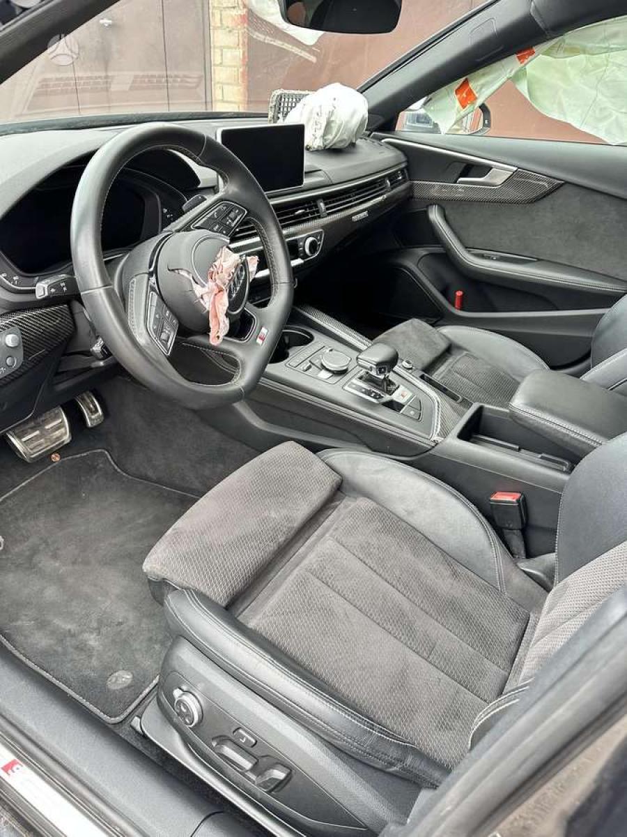 Grey Audi S4 2019 in Kaunas, with an engine capacity of 0.00 L and mileage of 100 thousand km for 13199 €, photo 13 on AUTOMOTO.COM.LV
