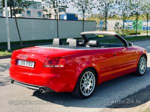 Sarkans Audi S4 2004 Tallina, ar dzinēja tilpumu 4.20 L un nobraukumu 132 tūkst. km par 10499 €, foto 5 vietnē AUTOMOTO.COM.LV