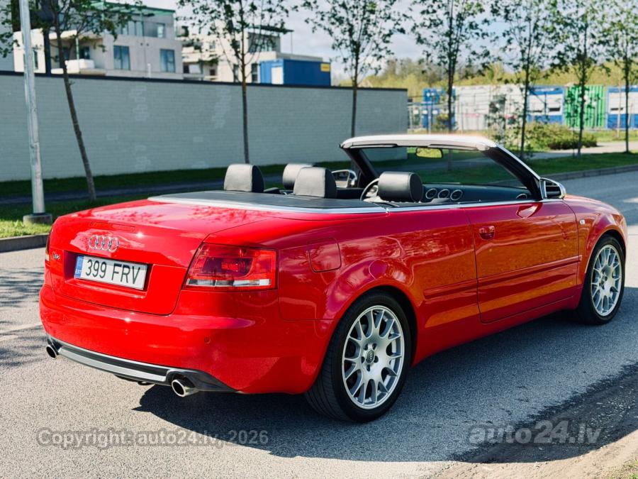 Sarkans Audi S4 2004 Tallina, ar dzinēja tilpumu 4.20 L un nobraukumu 132 tūkst. km par 10499 €, foto 5 vietnē AUTOMOTO.COM.LV