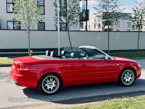 Sarkans Audi S4 2004 Tallina, ar dzinēja tilpumu 4.20 L un nobraukumu 132 tūkst. km par 10499 €, foto 9 vietnē AUTOMOTO.COM.LV
