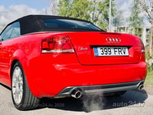 Sarkans Audi S4 2004 Tallina, ar dzinēja tilpumu 4.20 L un nobraukumu 132 tūkst. km par 10499 €, foto 18 vietnē AUTOMOTO.COM.LV