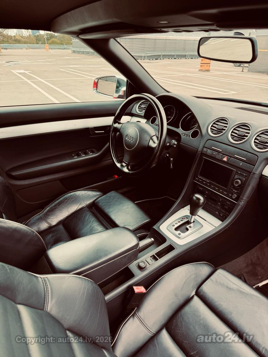 Sarkans Audi S4 2004 Tallina, ar dzinēja tilpumu 4.20 L un nobraukumu 132 tūkst. km par 10499 €, foto 20 vietnē AUTOMOTO.COM.LV