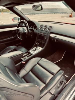 Sarkans Audi S4 2004 Tallina, ar dzinēja tilpumu 4.20 L un nobraukumu 132 tūkst. km par 10499 €, foto 21 vietnē AUTOMOTO.COM.LV