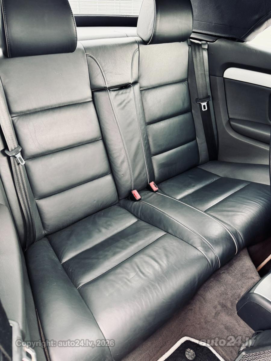 Sarkans Audi S4 2004 Tallina, ar dzinēja tilpumu 4.20 L un nobraukumu 132 tūkst. km par 10499 €, foto 23 vietnē AUTOMOTO.COM.LV